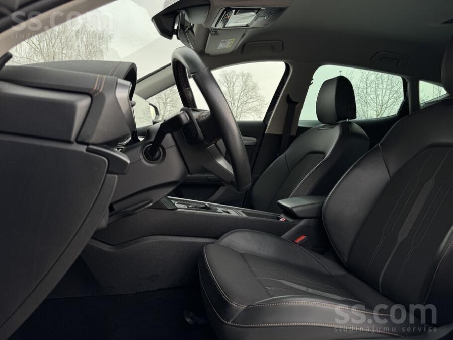 Синий Cupra Formentor 2022 в Валмиера, объемом двигателя 2.00 л и пробегом 127 тыс. км за 23400 €, фото 8 на AUTOMOTO.COM.LV