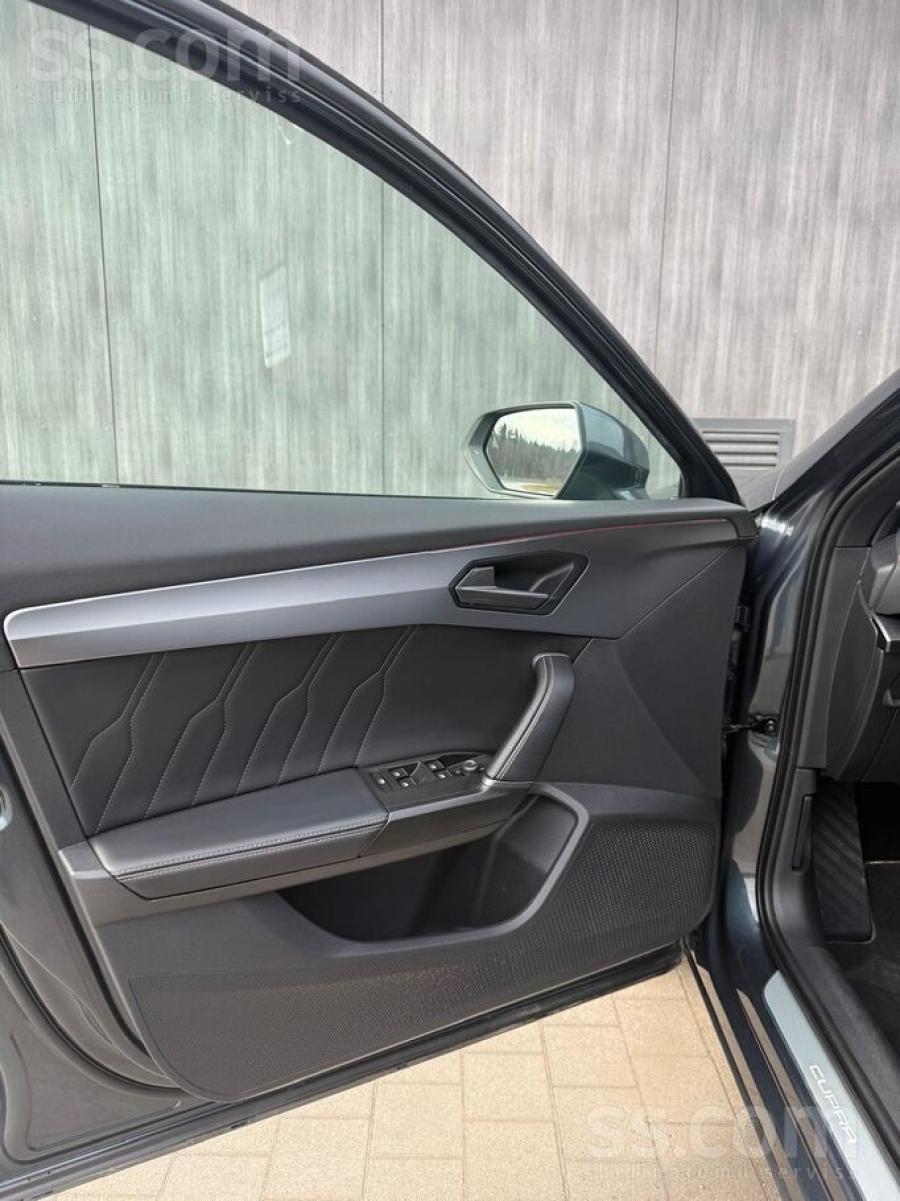 Blue Cupra Formentor 2022 in Riga, with an engine capacity of 1.50 L and mileage of 64 thousand km for 22490 €, photo 6 on AUTOMOTO.COM.LV