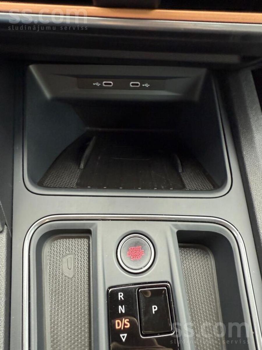 Blue Cupra Formentor 2022 in Riga, with an engine capacity of 1.50 L and mileage of 64 thousand km for 22490 €, photo 12 on AUTOMOTO.COM.LV