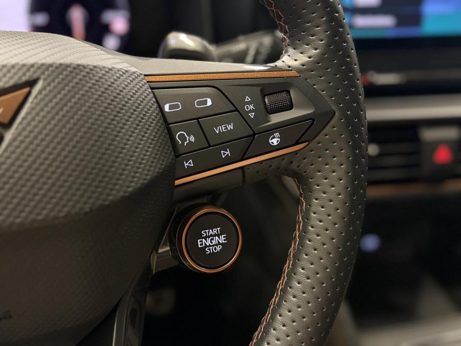 Zils Cupra Formentor 2022 Rīga, ar dzinēja tilpumu 0.00 L un nobraukumu 48 tūkst. km par 28500 €, foto 17 vietnē AUTOMOTO.COM.LV