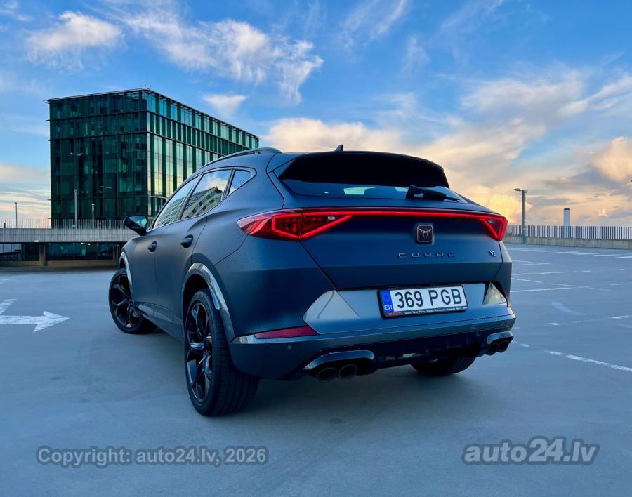 Blue Cupra Formentor 2022 in Tallinn, with an engine capacity of 2.00 L and mileage of 22 thousand km for 34500 €, photo 4 on AUTOMOTO.COM.LV