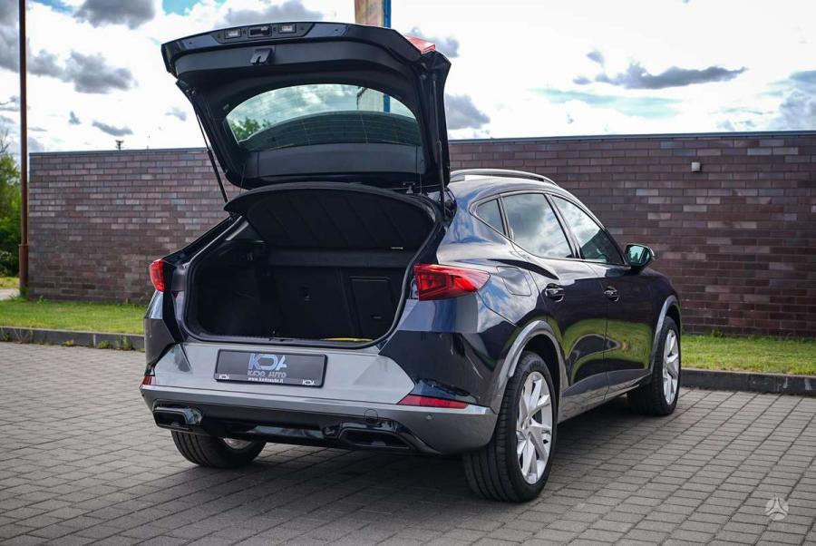 Zils Cupra Formentor 2022 Marijampole, ar dzinēja tilpumu 1.40 L un nobraukumu 40 tūkst. km par 22750 €, foto 12 vietnē AUTOMOTO.COM.LV