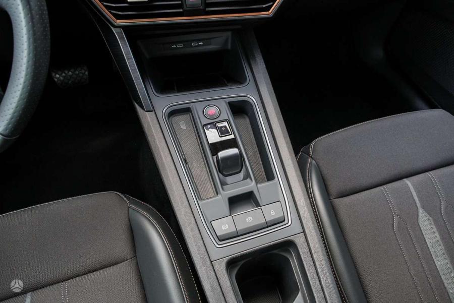 Zils Cupra Formentor 2022 Marijampole, ar dzinēja tilpumu 1.40 L un nobraukumu 40 tūkst. km par 22750 €, foto 19 vietnē AUTOMOTO.COM.LV
