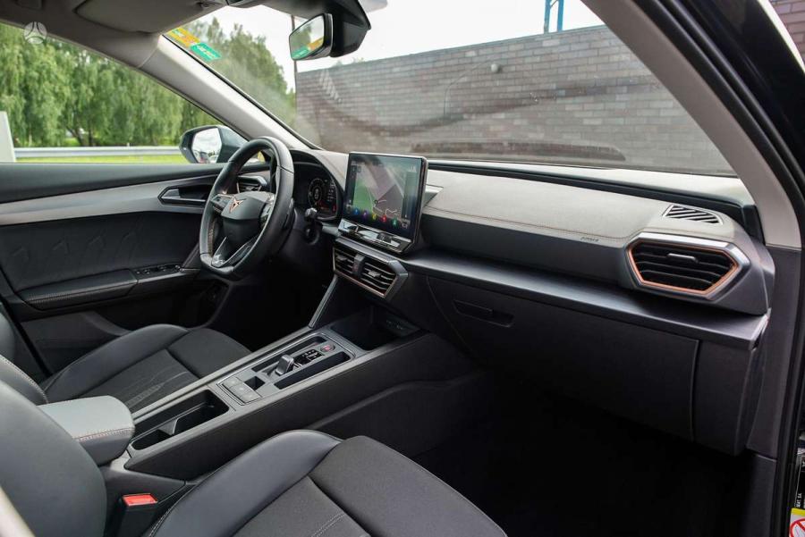 Zils Cupra Formentor 2022 Marijampole, ar dzinēja tilpumu 1.40 L un nobraukumu 40 tūkst. km par 22750 €, foto 35 vietnē AUTOMOTO.COM.LV