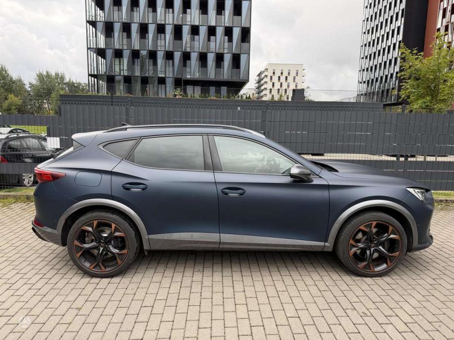 Синий Cupra Formentor 2022 в Вильнюс, объемом двигателя 1.40 л и пробегом 82 тыс. км за 23150 €, фото 3 на AUTOMOTO.COM.LV