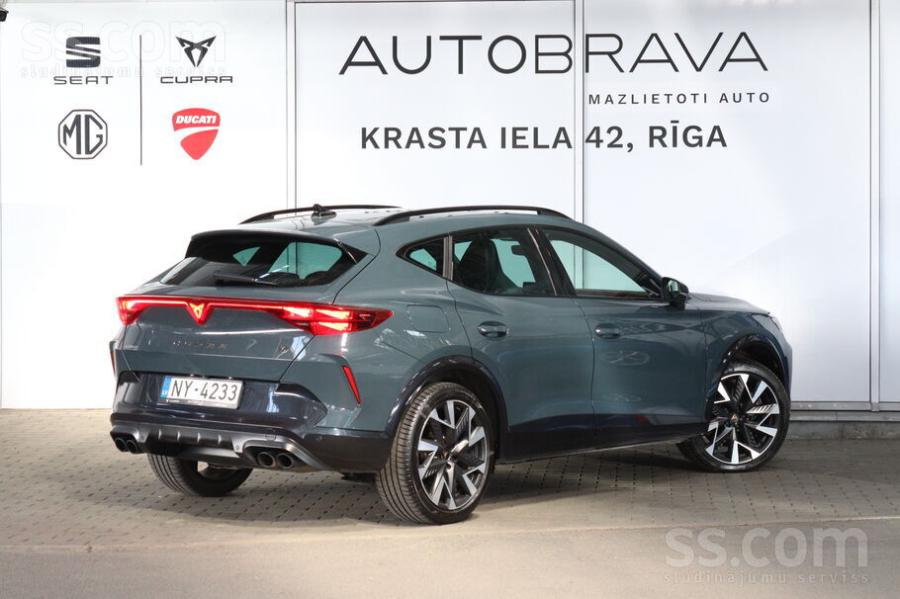 Синий Cupra Formentor 2024 в Рига, объемом двигателя 2.00 л и пробегом 20 тыс. км за 33990 €, фото 7 на AUTOMOTO.COM.LV