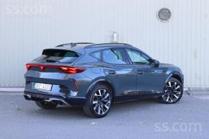 Синий Cupra Formentor 2024 в Рига, объемом двигателя 2.00 л и пробегом 20 тыс. км за 33990 €, фото 35 на AUTOMOTO.COM.LV