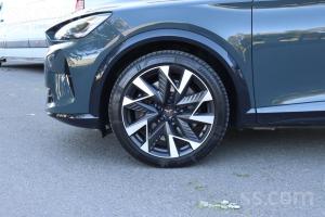 Синий Cupra Formentor 2024 в Рига, объемом двигателя 2.00 л и пробегом 20 тыс. км за 33990 €, фото 36 на AUTOMOTO.COM.LV