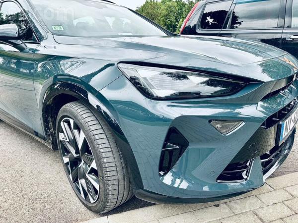 Zils Cupra Formentor 2024 Ogre, ar dzinēja tilpumu 2.00 L un nobraukumu 21 tūkst. km par 33990 €, foto 2 vietnē AUTOMOTO.COM.LV