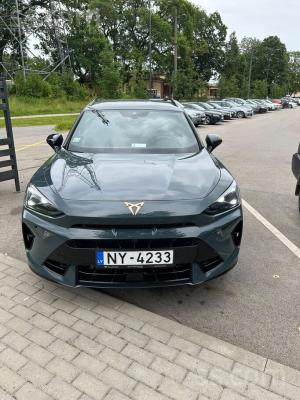 Zils Cupra Formentor 2024 Ogre, ar dzinēja tilpumu 2.00 L un nobraukumu 21 tūkst. km par 33990 €, foto 9 vietnē AUTOMOTO.COM.LV