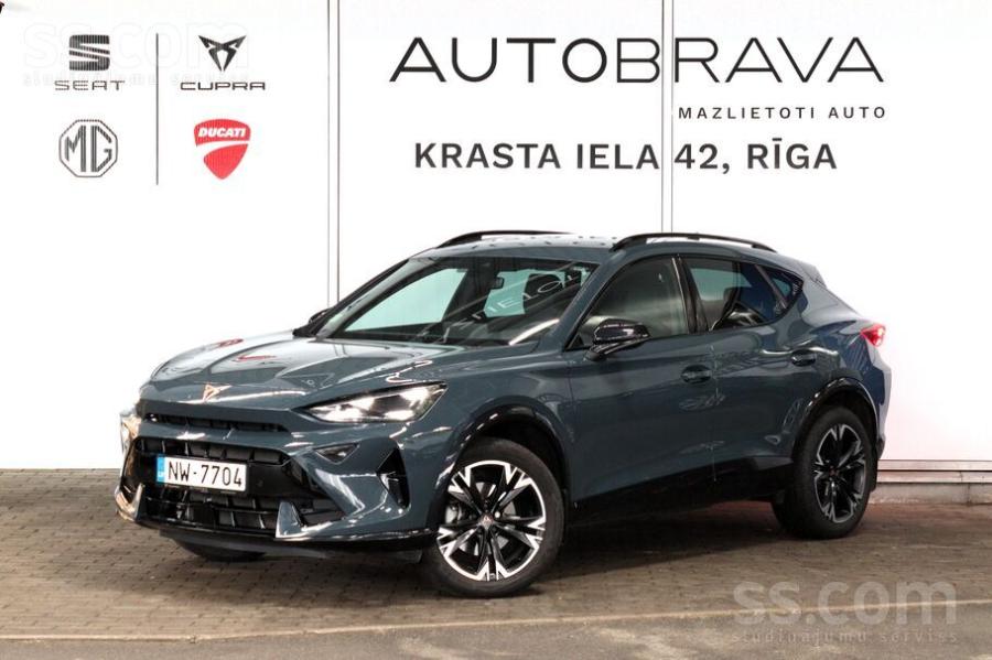 Zils Cupra Formentor 2024 Rīga, ar dzinēja tilpumu 1.50 L un nobraukumu 29 tūkst. km par 26990 €, foto 1 vietnē AUTOMOTO.COM.LV