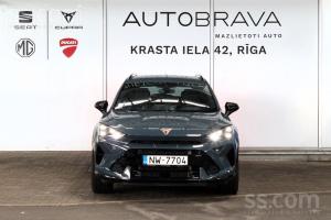Zils Cupra Formentor 2024 Rīga, ar dzinēja tilpumu 1.50 L un nobraukumu 29 tūkst. km par 26990 €, foto 3 vietnē AUTOMOTO.COM.LV