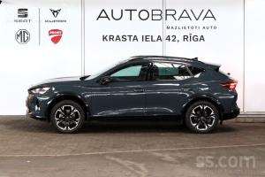 Zils Cupra Formentor 2024 Rīga, ar dzinēja tilpumu 1.50 L un nobraukumu 29 tūkst. km par 26990 €, foto 5 vietnē AUTOMOTO.COM.LV