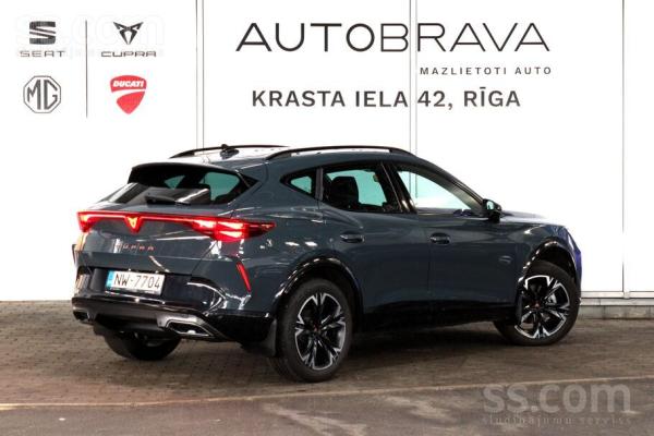 Синий Cupra Formentor 2024 в Рига, объемом двигателя 1.50 л и пробегом 29 тыс. км за 26990 €, фото 8 на AUTOMOTO.COM.LV