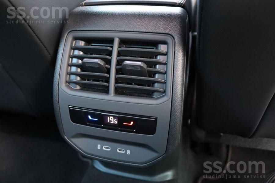 Zils Cupra Formentor 2024 Rīga, ar dzinēja tilpumu 1.50 L un nobraukumu 29 tūkst. km par 26990 €, foto 29 vietnē AUTOMOTO.COM.LV