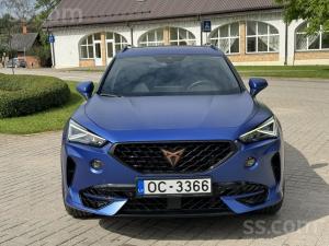 Zils Cupra Formentor 2022 Valmiera, ar dzinēja tilpumu 2.00 L un nobraukumu 62 tūkst. km par 29800 €, foto 6 vietnē AUTOMOTO.COM.LV