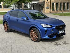 Blue Cupra Formentor 2022 in Valmiera, with an engine capacity of 2.00 L and mileage of 62 thousand km for 29800 €, photo 3 on AUTOMOTO.COM.LV