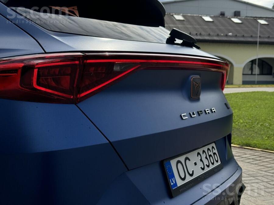 Blue Cupra Formentor 2022 in Valmiera, with an engine capacity of 2.00 L and mileage of 62 thousand km for 29800 €, photo 24 on AUTOMOTO.COM.LV