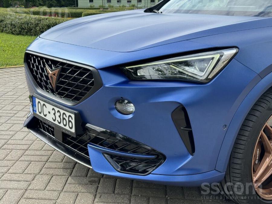 Blue Cupra Formentor 2022 in Valmiera, with an engine capacity of 2.00 L and mileage of 62 thousand km for 29800 €, photo 25 on AUTOMOTO.COM.LV