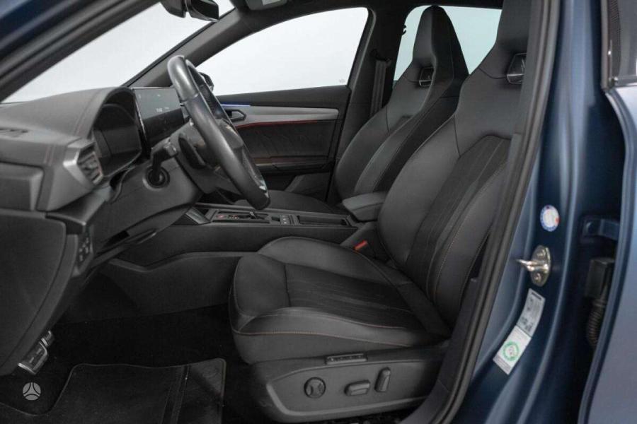 Blue Cupra Formentor 2022 in Vilnius, with an engine capacity of 1.40 L and mileage of 106 thousand km for 24650 €, photo 8 on AUTOMOTO.COM.LV