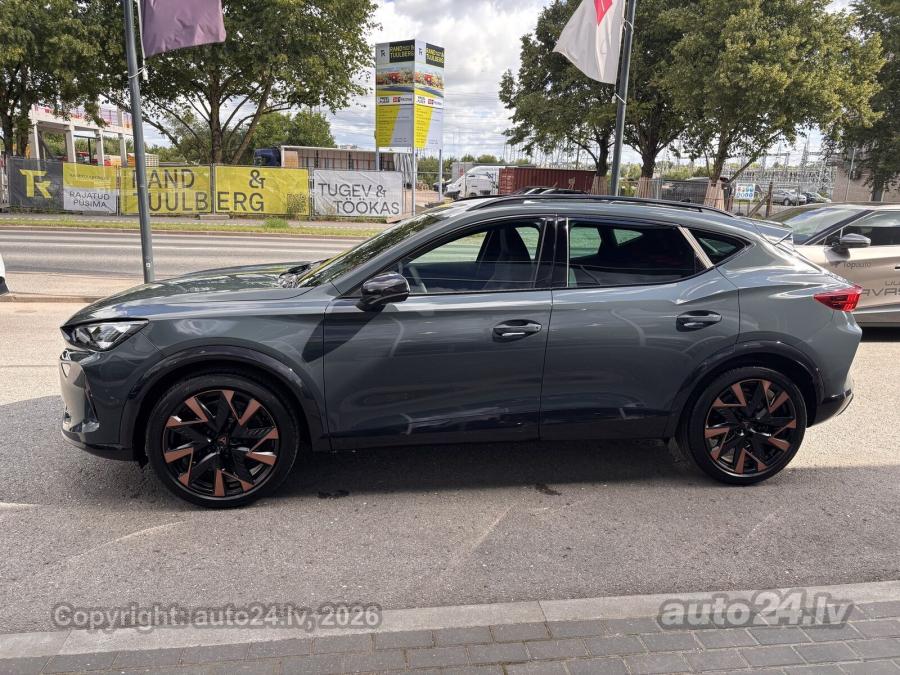 Zils Cupra Formentor 2026 Tartu, ar dzinēja tilpumu 2.00 L un nobraukumu 0 tūkst. km par 41990 €, foto 8 vietnē AUTOMOTO.COM.LV