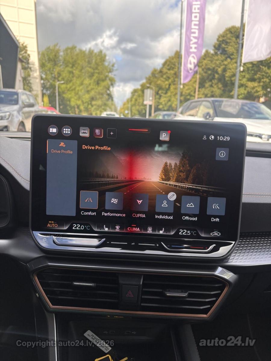Zils Cupra Formentor 2026 Tartu, ar dzinēja tilpumu 2.00 L un nobraukumu 0 tūkst. km par 41990 €, foto 18 vietnē AUTOMOTO.COM.LV