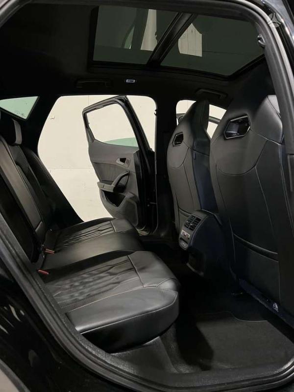 Cupra Formentor 2021 Klaipėda, ar dzinēja tilpumu 0.00 L un nobraukumu 195 tūkst. km par 19999 €, foto 5 vietnē AUTOMOTO.COM.LV