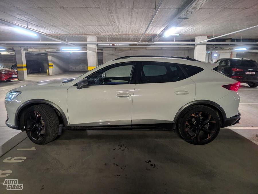 Cupra Formentor 2023 Viļņa, ar dzinēja tilpumu 2.00 L un nobraukumu 48 tūkst. km par 30500 €, foto 9 vietnē AUTOMOTO.COM.LV