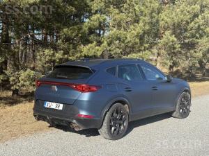 Cupra Formentor 2023 in Riga, with an engine capacity of 2.50 L and mileage of 44 thousand km for 38000 €, photo 4 on AUTOMOTO.COM.LV