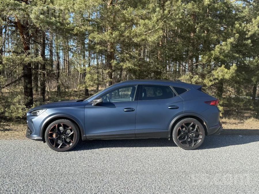 Cupra Formentor 2023 in Riga, with an engine capacity of 2.50 L and mileage of 44 thousand km for 38000 €, photo 9 on AUTOMOTO.COM.LV