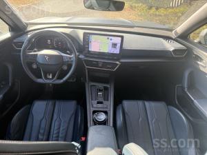 Cupra Formentor 2023 in Riga, with an engine capacity of 2.50 L and mileage of 44 thousand km for 38000 €, photo 14 on AUTOMOTO.COM.LV