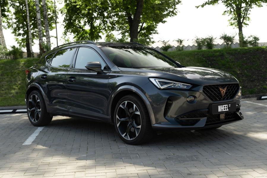 Cupra Formentor 2023 Viļņa, ar dzinēja tilpumu 2.00 L un nobraukumu 19 tūkst. km par 29700 €, foto 8 vietnē AUTOMOTO.COM.LV