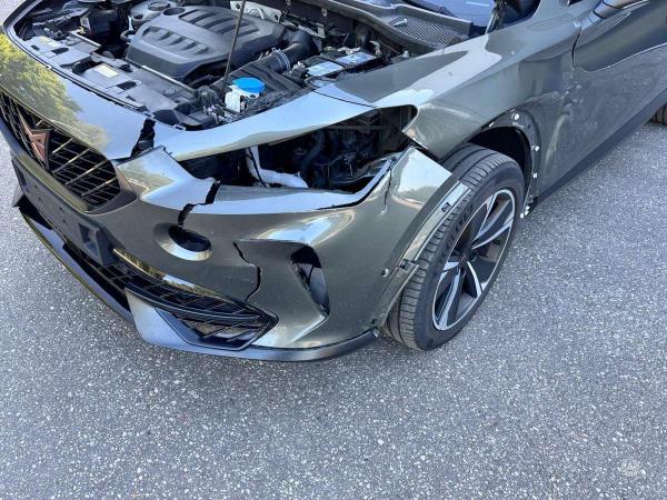 Cupra Formentor 2023 в Вевис, объемом двигателя 1.98 л и пробегом 150 тыс. км за 15990 €, фото 10 на AUTOMOTO.COM.LV