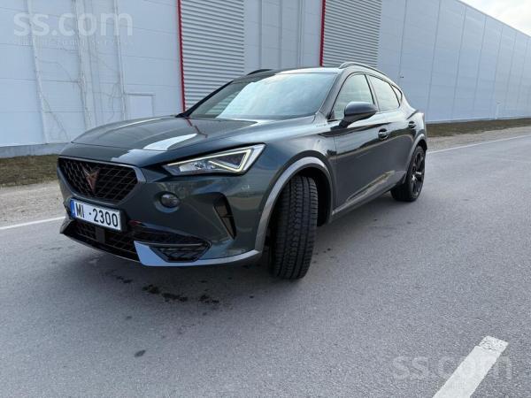 Зеленый Cupra Formentor 2021 в Рига, объемом двигателя 2.00 л и пробегом 75 тыс. км за 25690 €, фото 3 на AUTOMOTO.COM.LV