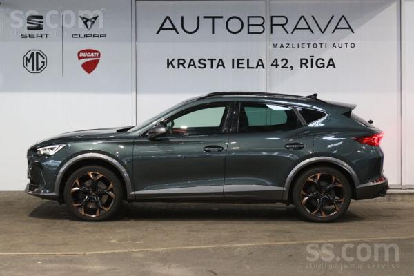 Green Cupra Formentor 2022 in Riga, with an engine capacity of 2.00 L and mileage of 41 thousand km for 27990 €, photo 4 on AUTOMOTO.COM.LV