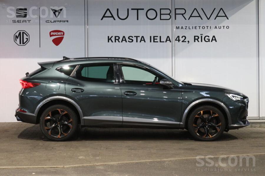Green Cupra Formentor 2022 in Riga, with an engine capacity of 2.00 L and mileage of 41 thousand km for 27990 €, photo 5 on AUTOMOTO.COM.LV