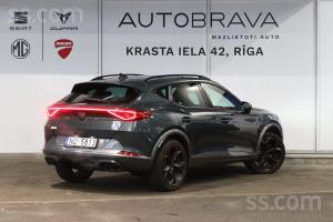Green Cupra Formentor 2022 in Riga, with an engine capacity of 2.00 L and mileage of 41 thousand km for 27990 €, photo 6 on AUTOMOTO.COM.LV