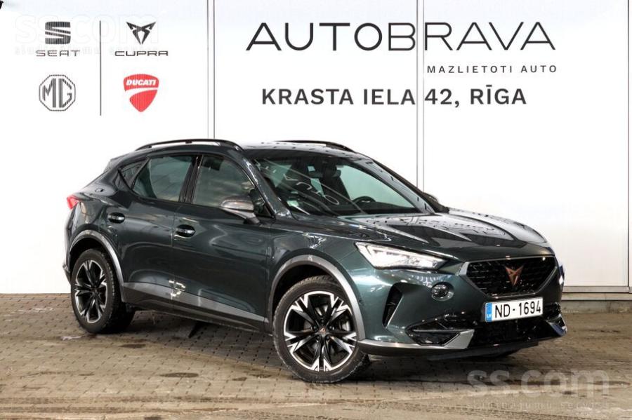 Green Cupra Formentor 2022 in Riga, with an engine capacity of 1.50 L and mileage of 52 thousand km for 23490 €, photo 3 on AUTOMOTO.COM.LV