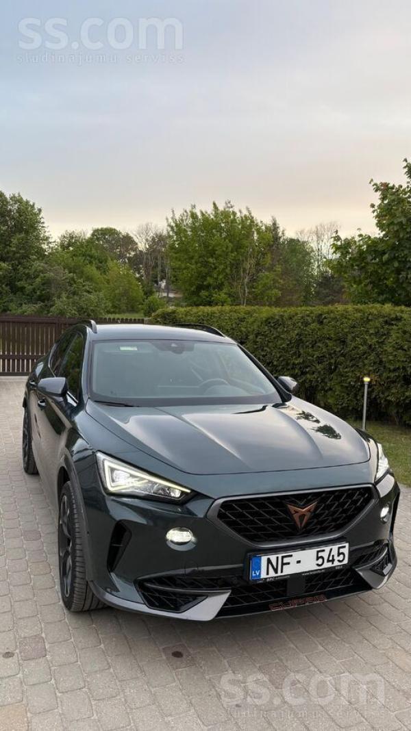 Зеленый Cupra Formentor 2022 в Рига, объемом двигателя 2.00 л и пробегом 65 тыс. км за 27700 €, фото 8 на AUTOMOTO.COM.LV