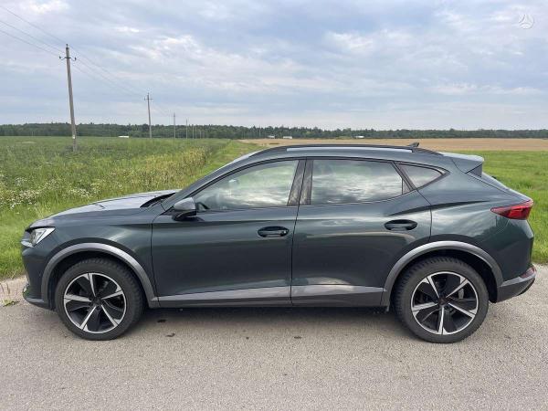 Зеленый Cupra Formentor 2022 в Каунас, объемом двигателя 1.98 л и пробегом 71 тыс. км за 24500 €, фото 2 на AUTOMOTO.COM.LV