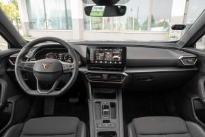 Green Cupra Formentor 2022 in Vilnius, with an engine capacity of 1.40 L and mileage of 45 thousand km for 23200 €, photo 16 on AUTOMOTO.COM.LV
