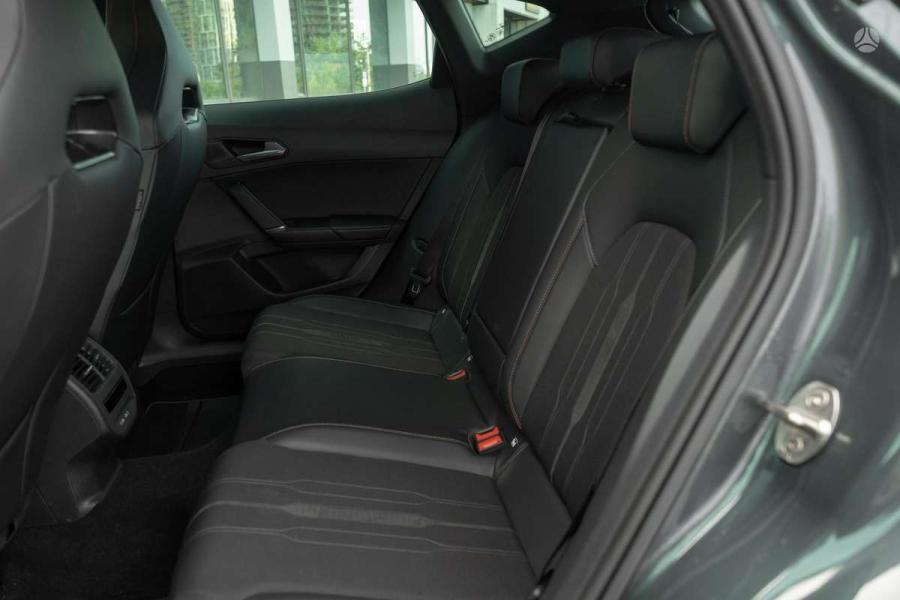 Green Cupra Formentor 2022 in Vilnius, with an engine capacity of 1.40 L and mileage of 45 thousand km for 23200 €, photo 17 on AUTOMOTO.COM.LV
