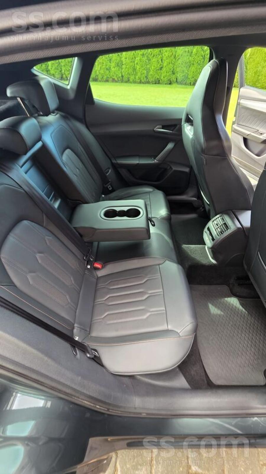 Green Cupra Formentor 2022 in Riga, with an engine capacity of 1.50 L and mileage of 90 thousand km for 24100 €, photo 10 on AUTOMOTO.COM.LV