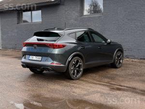 Zaļš Cupra Formentor 2022 Daugavpils, ar dzinēja tilpumu 2.00 L un nobraukumu 122 tūkst. km par 21300 €, foto 4 vietnē AUTOMOTO.COM.LV