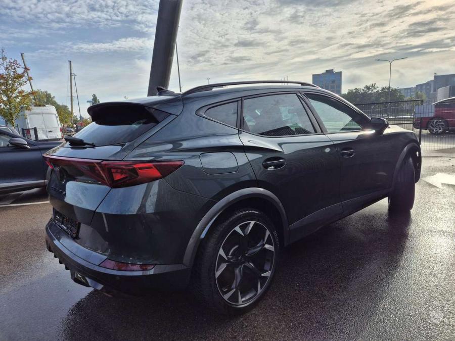 Зеленый Cupra Formentor 2022 в Вильнюс, объемом двигателя 1.40 л и пробегом 71 тыс. км за 23500 €, фото 3 на AUTOMOTO.COM.LV