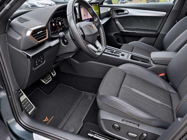 Cupra Formentor 2022 in Vilnius on AUTOMOTO.COM.LV Green Cupra Formentor 2022 in Vilnius, with an engine capacity of 1.40 L and mileage of 71 thousand km for 23500 €, photo 10 on AUTOMOTO.COM.LV