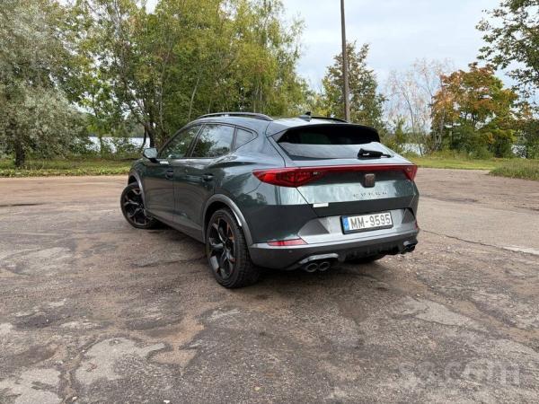 Green Cupra Formentor 2022 in Riga, with an engine capacity of 2.00 L and mileage of 52 thousand km for 27000 €, photo 4 on AUTOMOTO.COM.LV