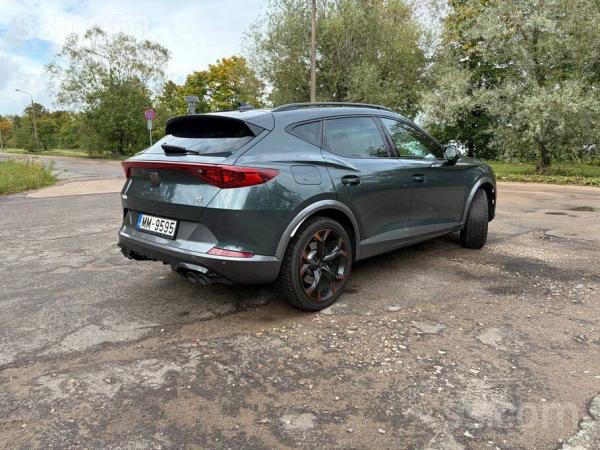Green Cupra Formentor 2022 in Riga, with an engine capacity of 2.00 L and mileage of 52 thousand km for 27000 €, photo 6 on AUTOMOTO.COM.LV