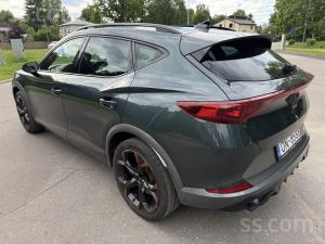 Green Cupra Formentor 2021 in Riga, with an engine capacity of 2.00 L and mileage of 131 thousand km for 22500 €, photo 4 on AUTOMOTO.COM.LV