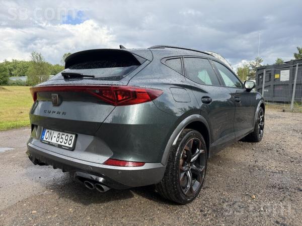 Zaļš Cupra Formentor 2021 Rīga, ar dzinēja tilpumu 2.00 L un nobraukumu 131 tūkst. km par 22500 €, foto 4 vietnē AUTOMOTO.COM.LV